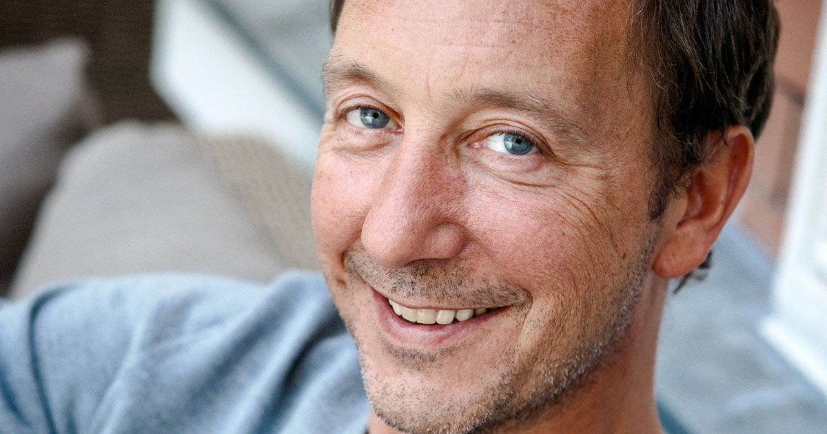 About: Ben Posener is an English (UK) and German speaker